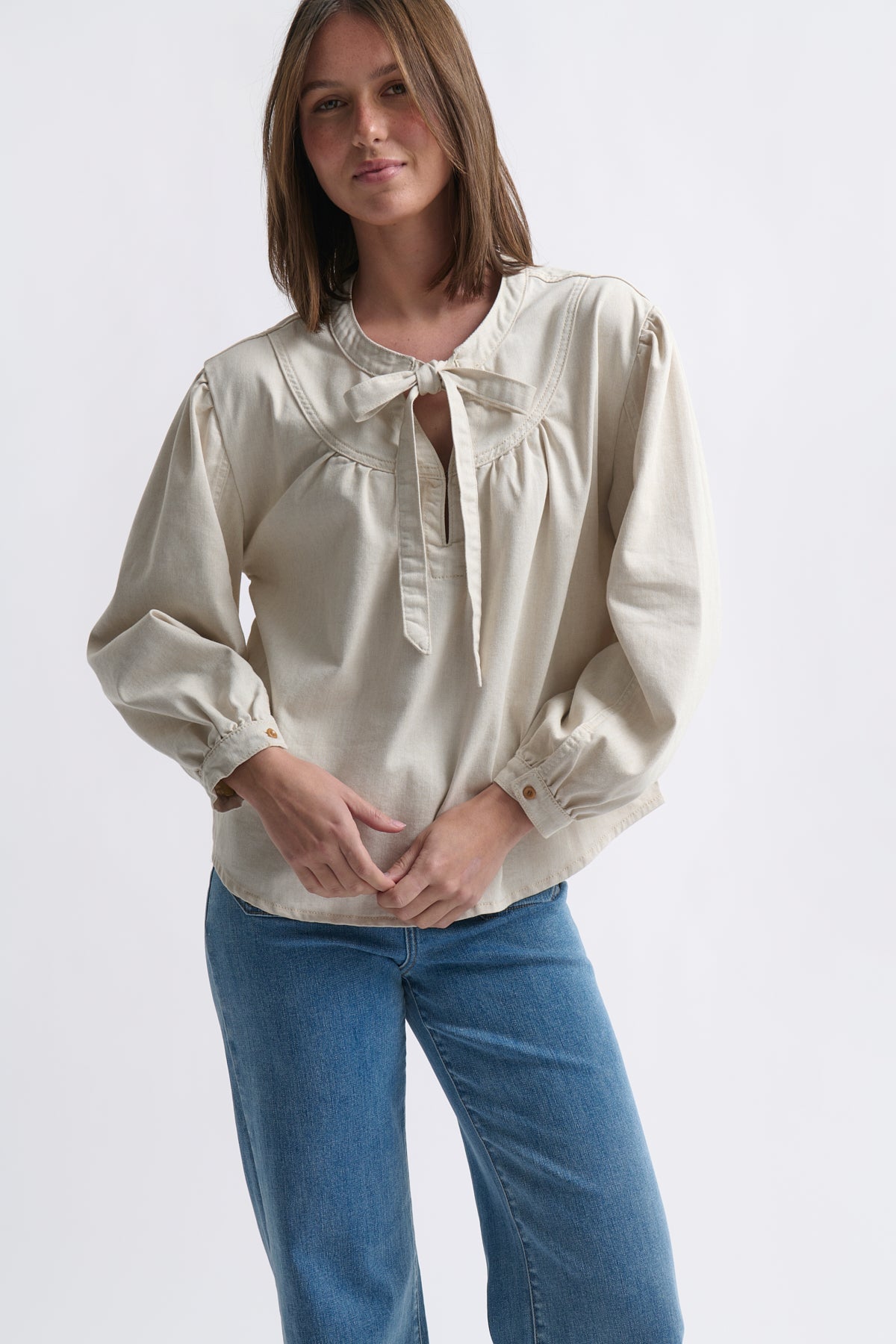 Kelly Shirt | Sand – Betty and Lola